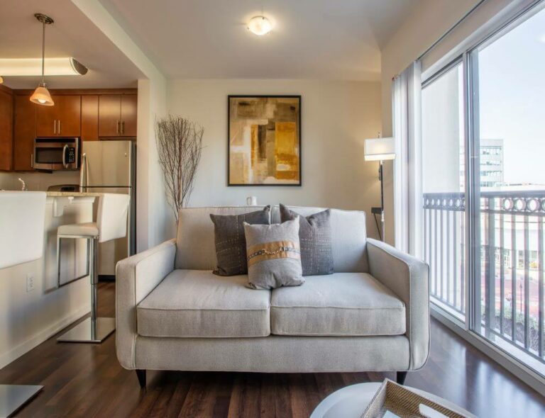 Photos of Apartments & Amenities | 101 Park Place