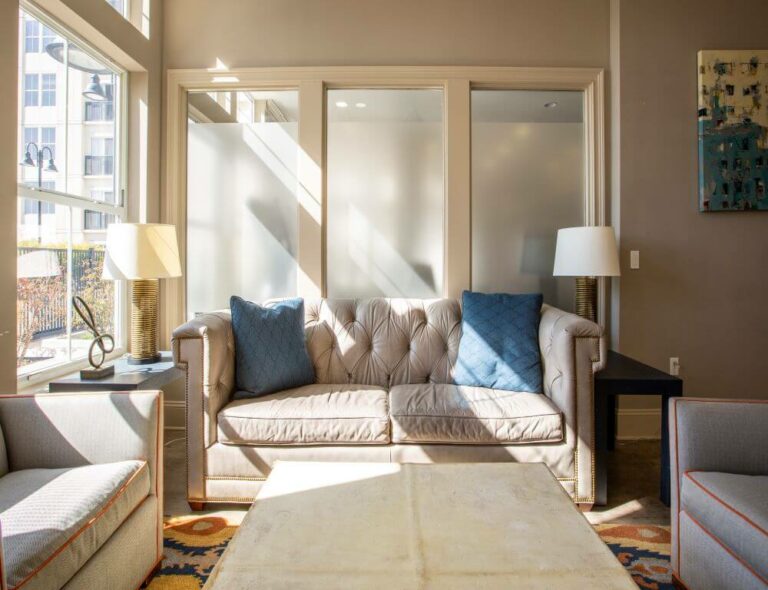 Photos of Apartments & Amenities | 101 Park Place